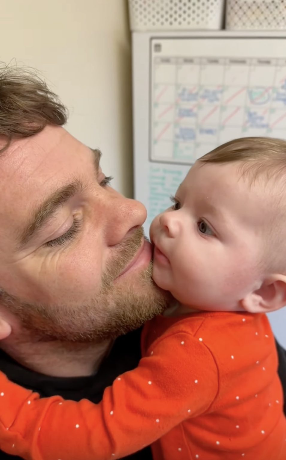 Baby’s transformation with daddy: This little girl is lucky because she ...